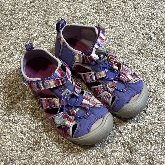 Keen | Shoes | Keen Girls Purple Sandals | Poshmark